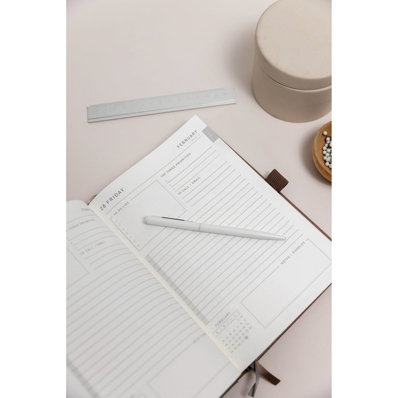 Scribble & Dot | We make Journals, Planners and Diaries. Fancy ones.